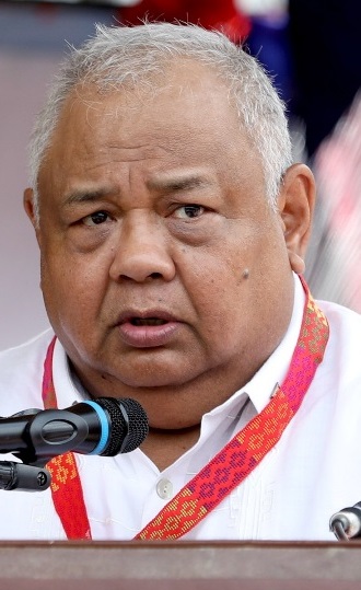 Medialdea to serve as gov't caretaker during Duterte's trips abroad ...