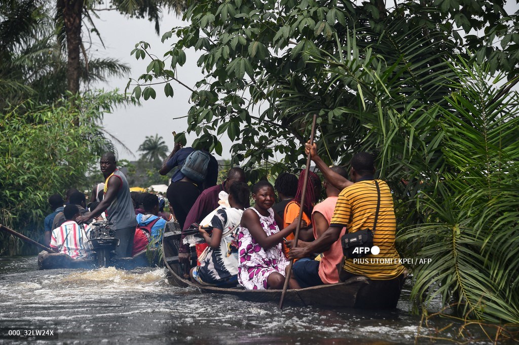 Displaced by flooding, Nigerians in desperate need of help