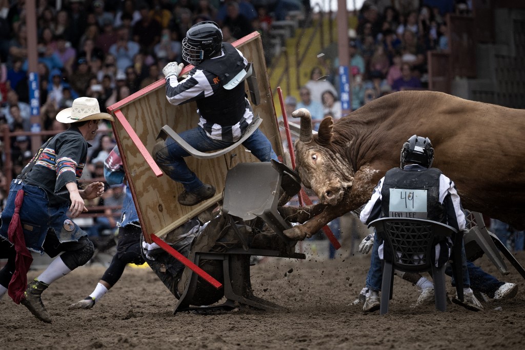 US prisoners compete in unique Louisiana rodeo