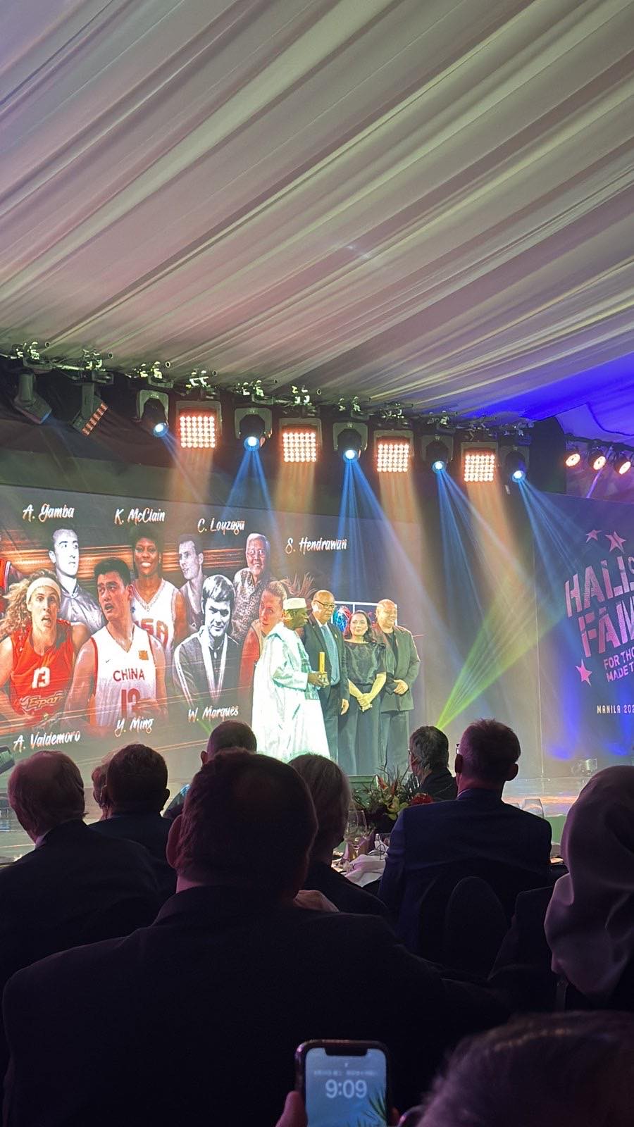 Caloy Loyzaga inducted into FIBA Hall of Fame